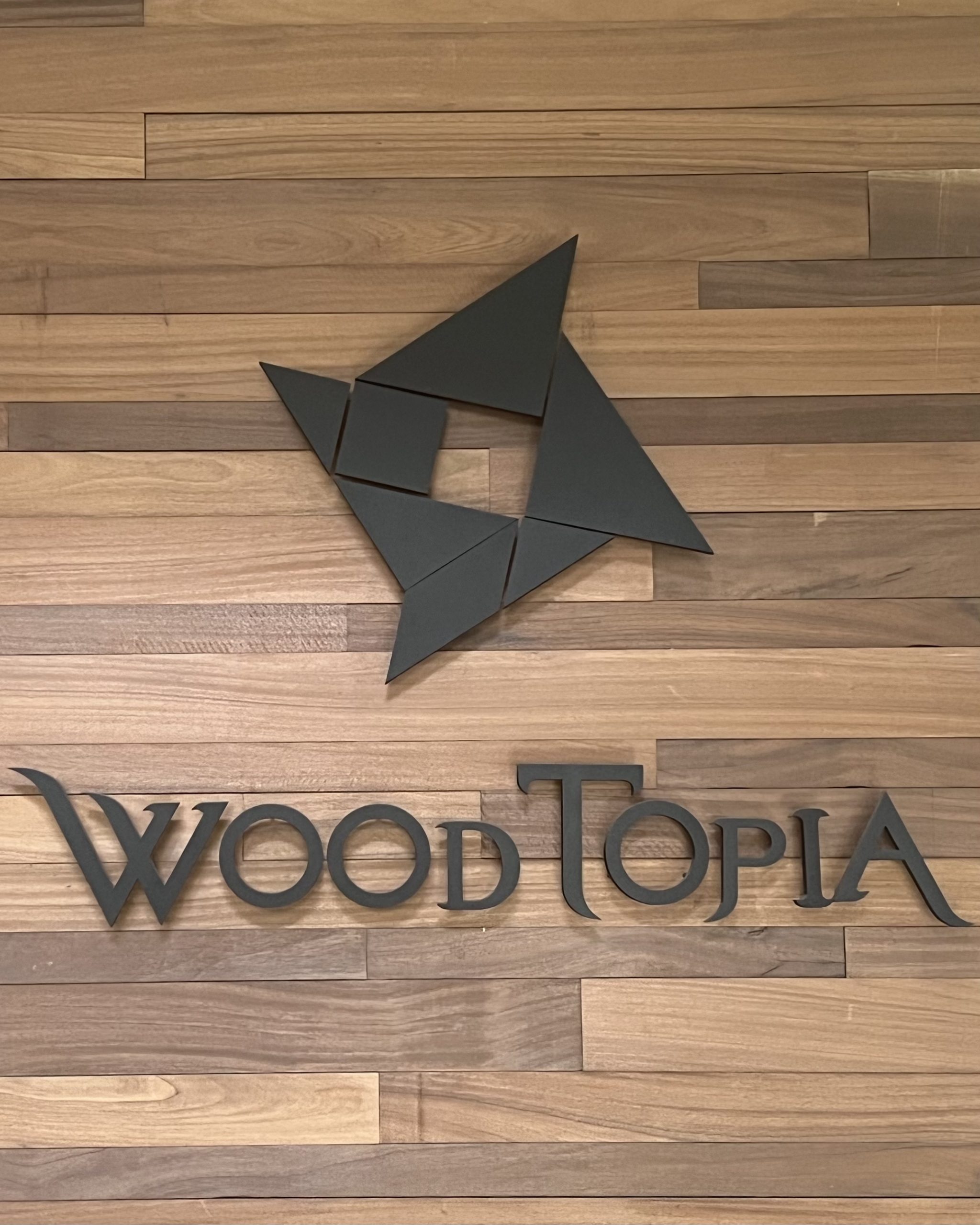 About Us – WoodTopia